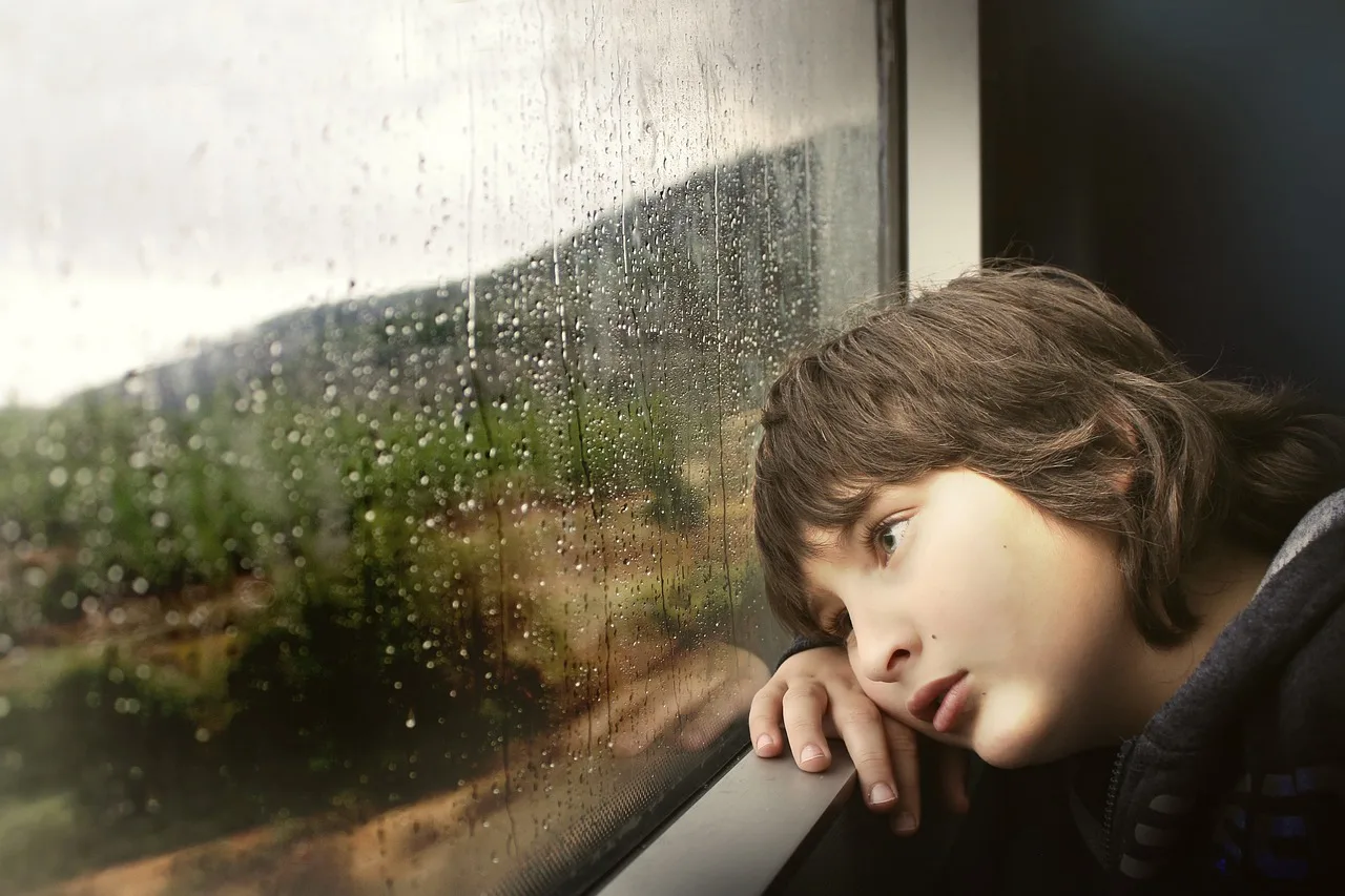 What to Do When Your Child is Sad: A Guide for Parents | Kidzoot