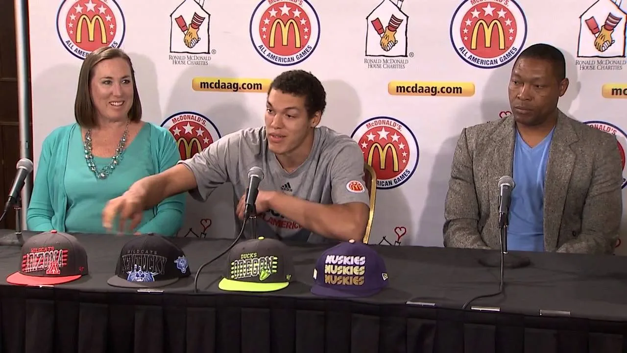 Who are Aaron Gordon's parents? - Kidzoot